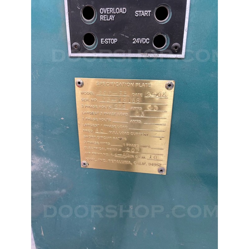 KVAL 990 F3 Machining Center